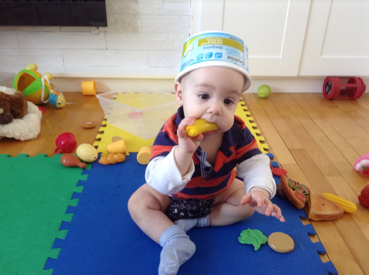 IMG_2934 – Bébé mange seul